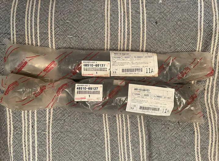 LEXUS OEM FACTORY FRONT SHOCK SET 2000-2007 LX470 48510-69127 x2 | eBay