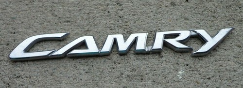 Toyota Camry trunk emblem badge decal logo chrome rear script OEM ...