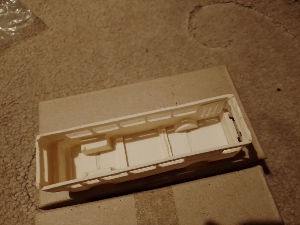 Paragon Kits Resin Highbridge EFE Bristol VRT ECW Fleetline body shell ...