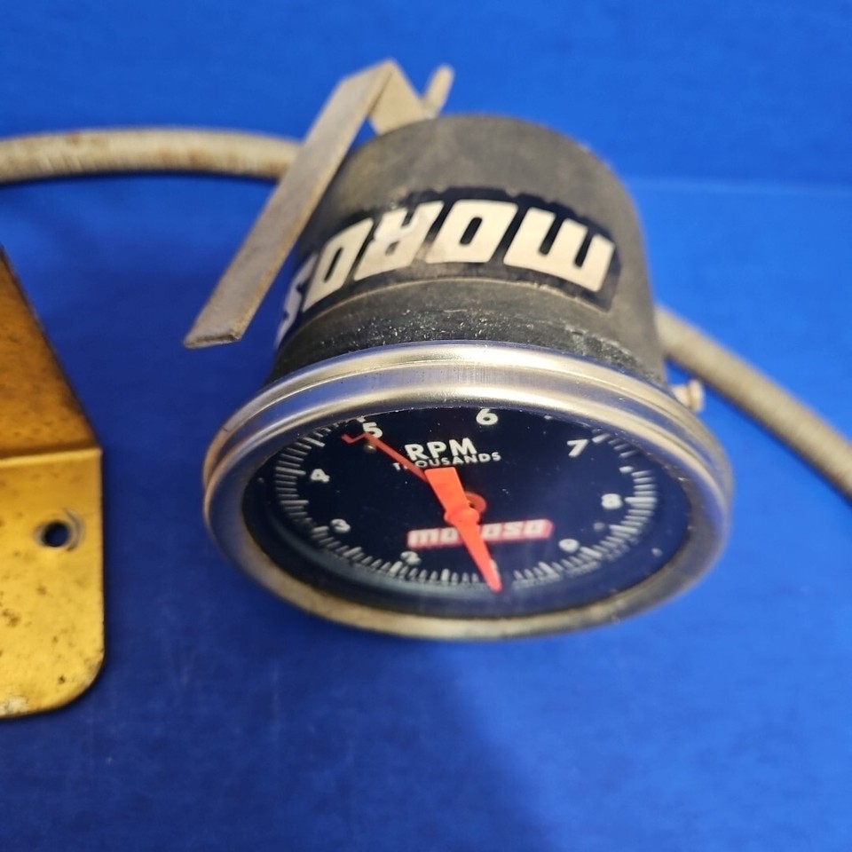 VINTAGE MOROSO TACH BRACKET CABLE TACHOMETER MECHANICAL DRIVE GASSER ...