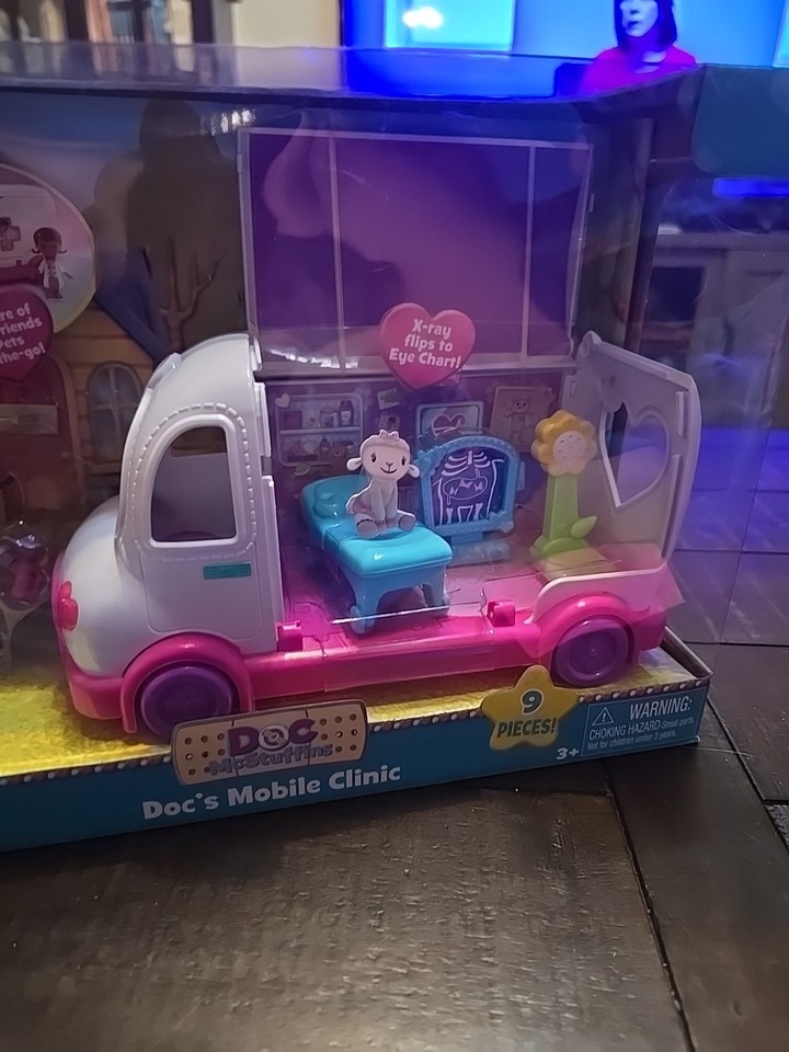 NEW! Disney Doc McStuffins Doctor Hospital Van Ambulance Playset | eBay