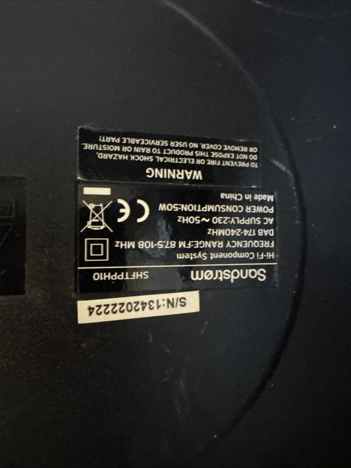 Sandstrom SHFTPPH10A Compact DAB CD Hi-Fi Component System- Read ...