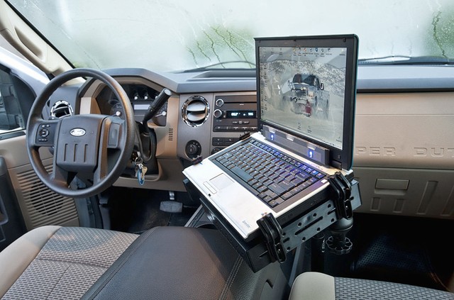 RAM No-Drill Laptop Mount for Ford F250, F350, F450, F550, F650, F750 ...