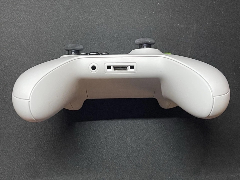 Microsoft Xbox One White Wireless Controller Model 1708 | eBay