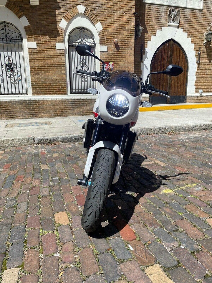 Ermax Screen Fairing Deflector Crystal White NW Triumph Trident 660 ...