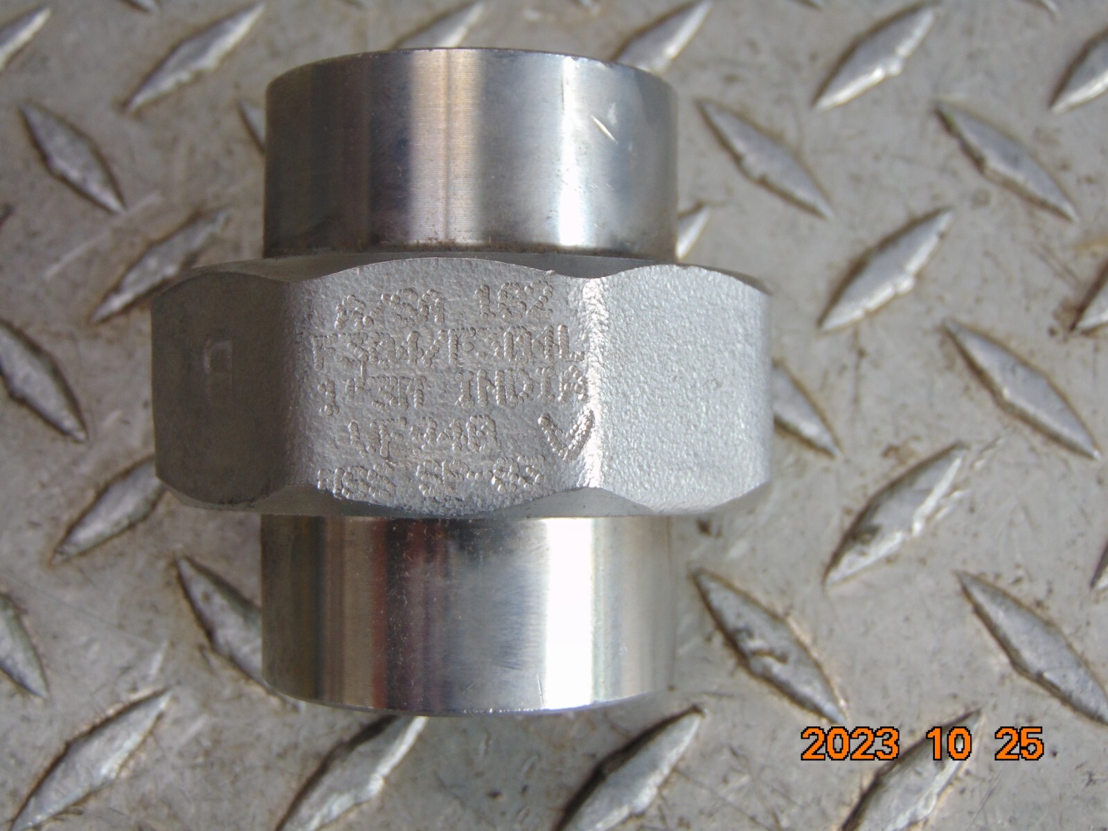 NEW 1" A/SA 182 F304L stainless pipe fitting Straight Union 3M SOCKET ...