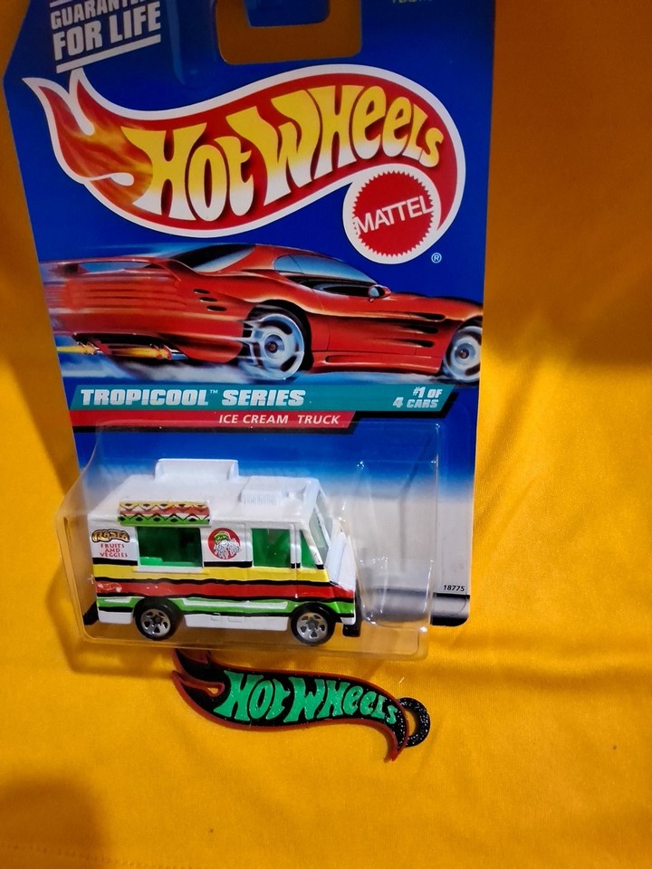 HOT WHEELS TROPICOOL SERIES ICE CREAM TRUCK # 693 🔥P | eBay
