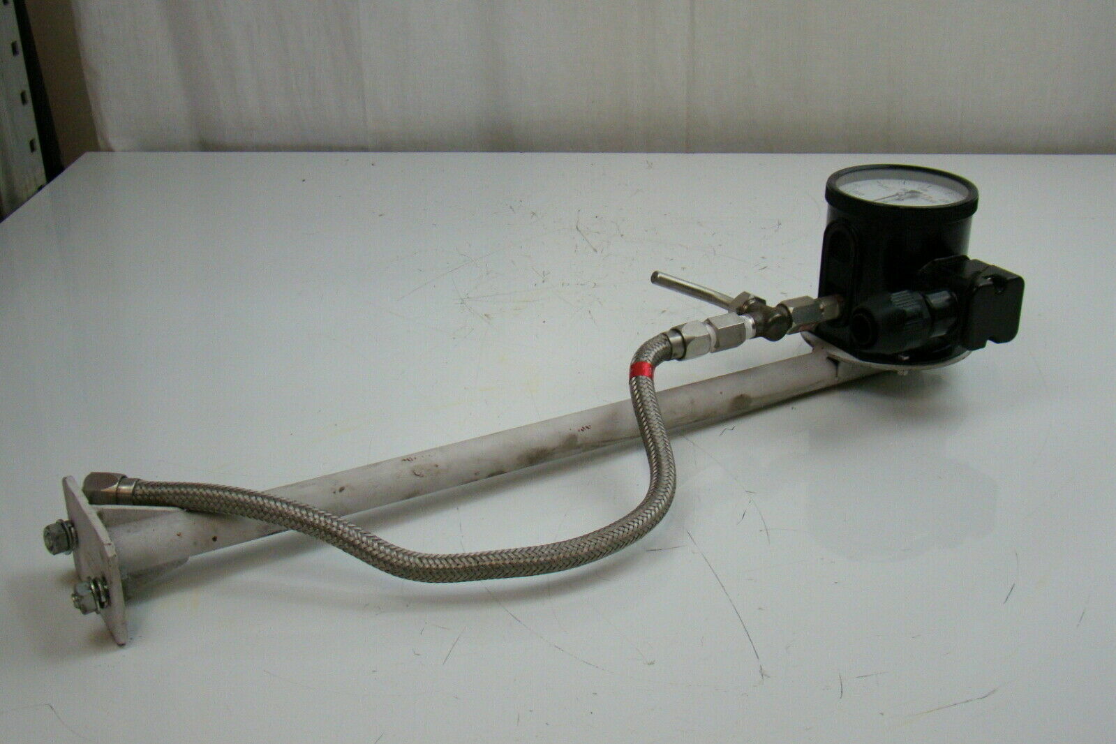 0-0.1 MPa Pressure Gauge Manometer Pole Mounted Assembly | eBay