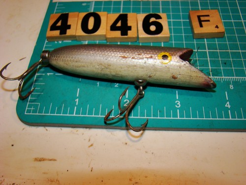 V4046 F WOODS MFG COMPANY POPPA DOODLE WOODEN FISHING LURE | eBay