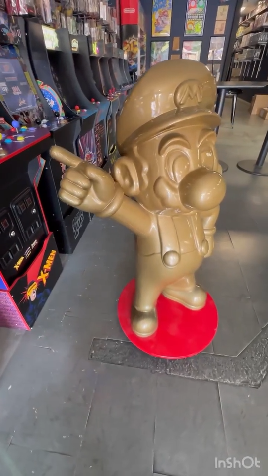 Mario Life Size Statue Store Display Authentic Nintendo vintage 90s ...