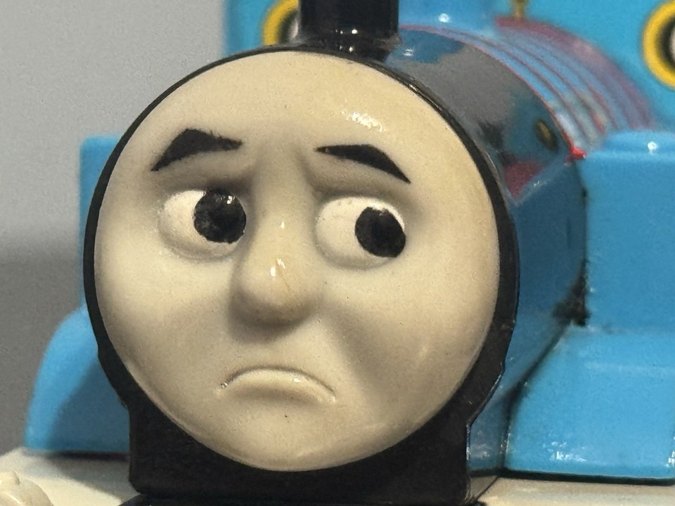 Tomy Thomas Custom Sad Face Working -read | eBay
