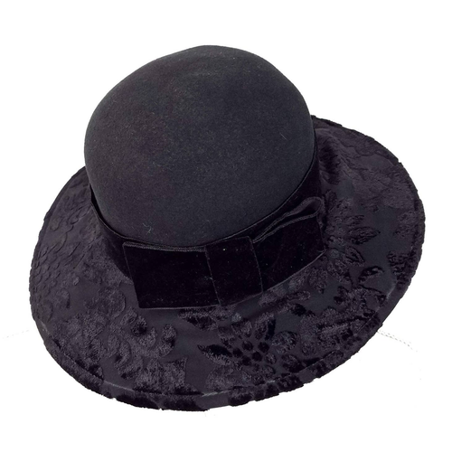 Lite Felt By Commodore Black Velvet Floral Cloche Hat With Bow | eBay