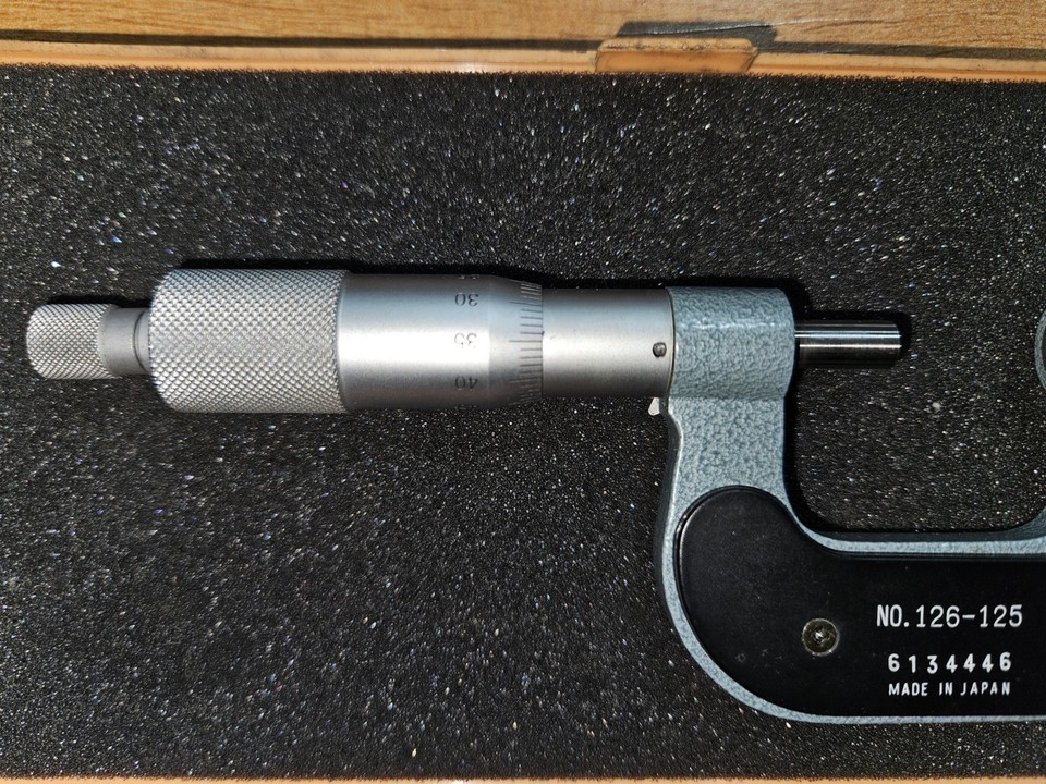 Mitutoyo 126-125 Interchangeable Anvil Screw Thread Micrometer 0 - 25mm ...