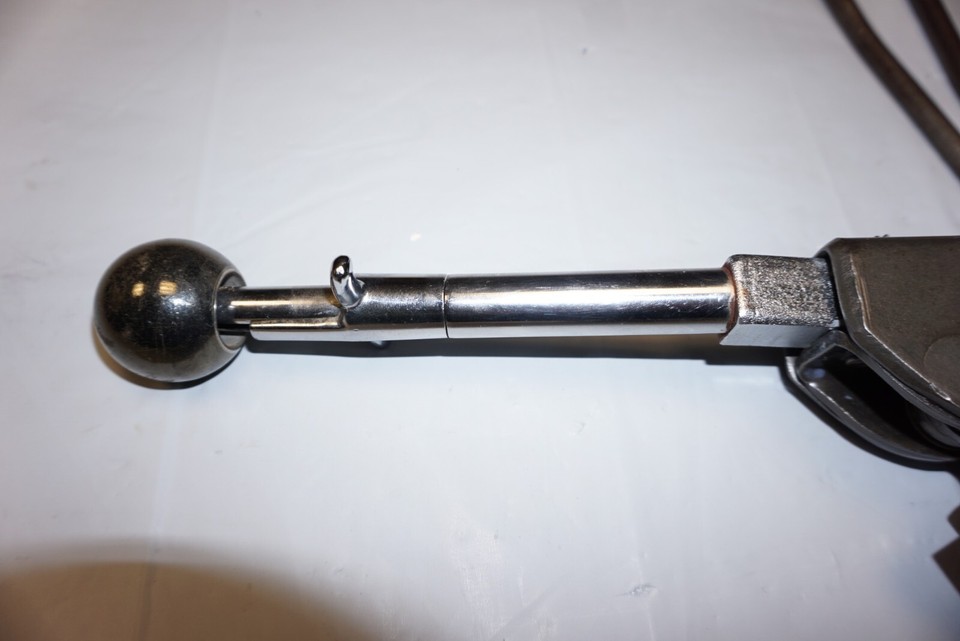 68 69 70 71 72 73 74 75 76 C3 Corvette Muncie 4 Speed Shifter w/ Rod ...