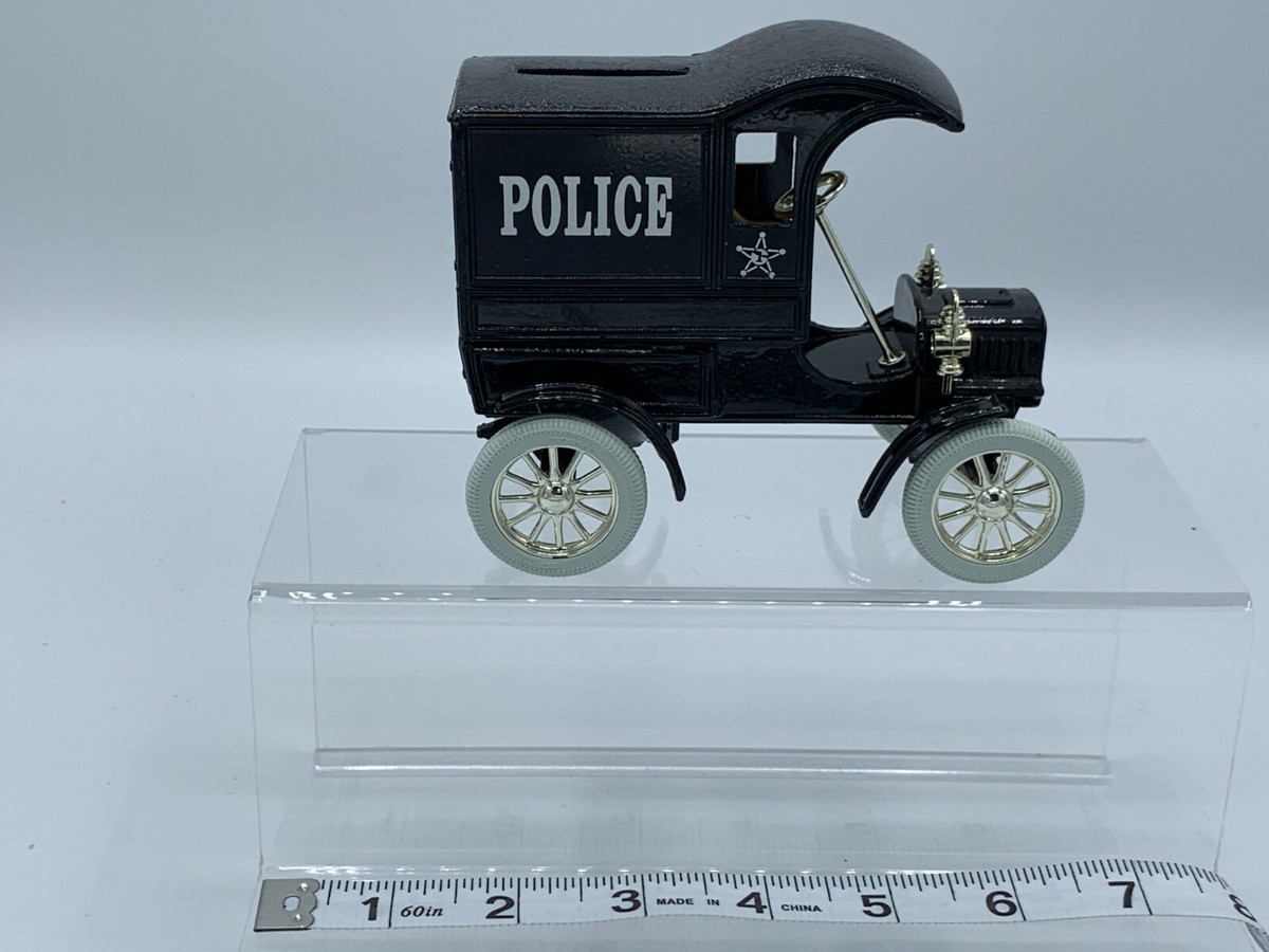 1905 Antique Police Cars