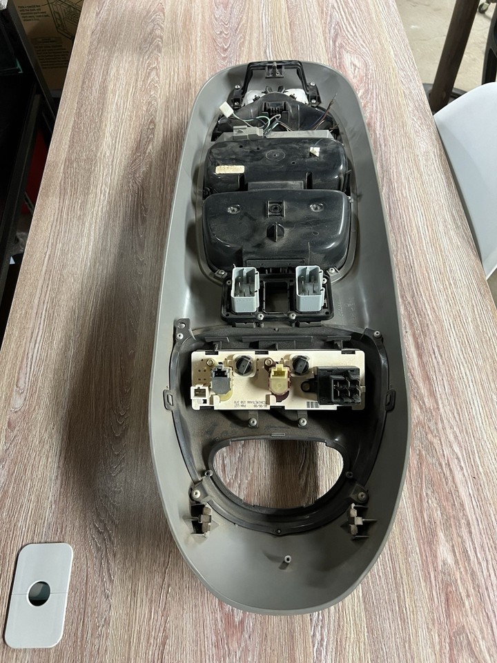 2000 Ford Excursion Overhead Console With Bent Controls | eBay