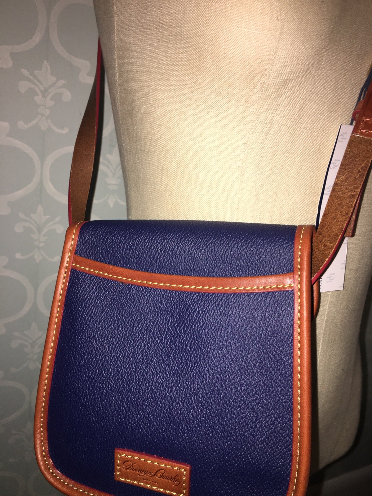 Dooney & Bourke Eva Small Leather Midnight Blue Crossbody NWT Navy Reg ...