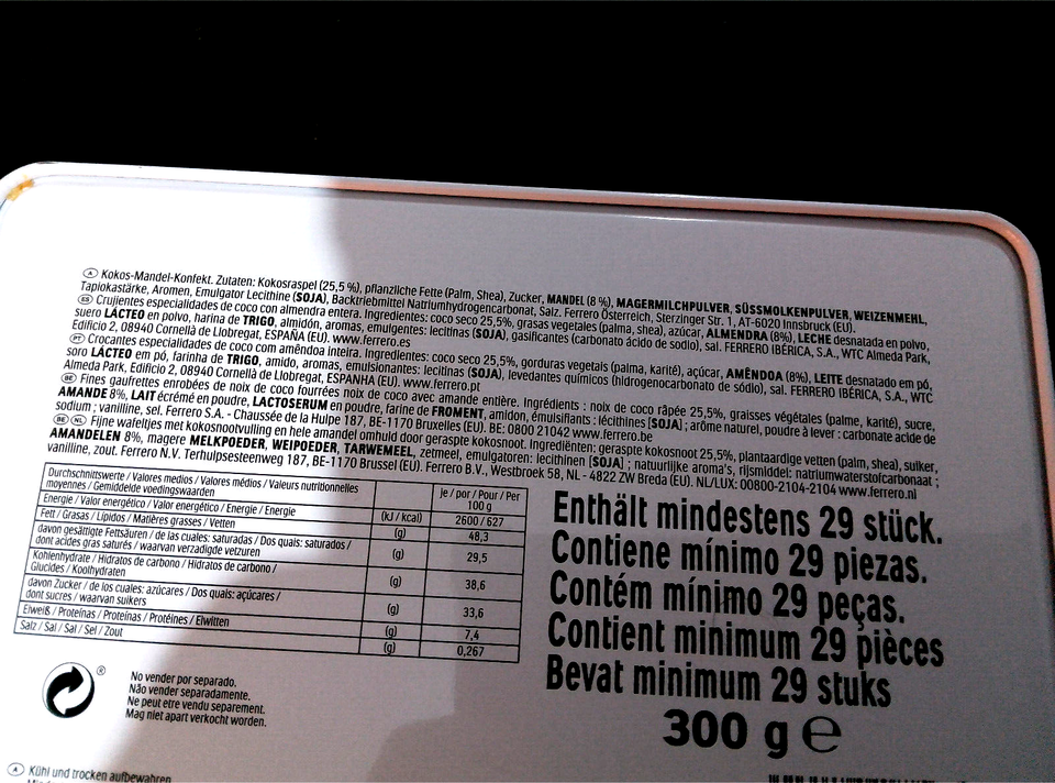 Ferrero Raffaello 300g Tin Box (10.5Oz) 29 Luxury Almond Coconut ...