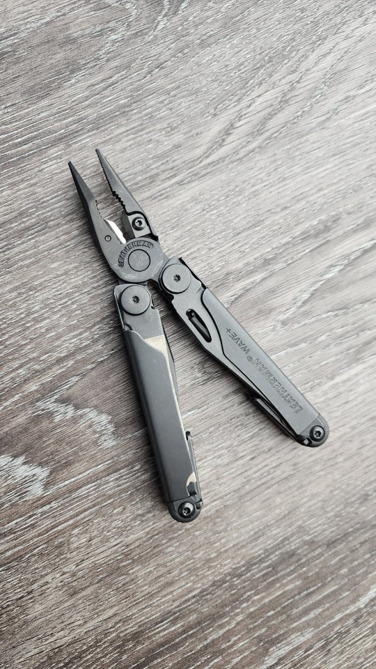Leatherman Wave Plus Multi-Tool - Black - With Sheath - EDC Multi-Tool ...