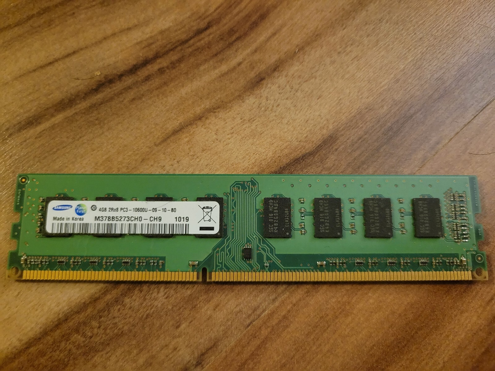 Samsung M378B5273DH0-CH9 4GB (1 x 4GB) PC3-10600 (DDR3-1333) Memory ...