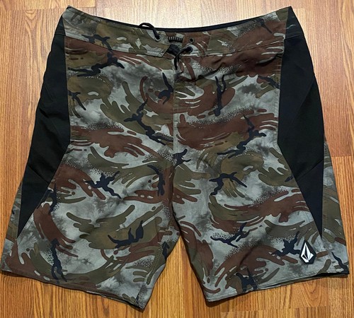 Volcom Surf Vitals J Robinson Mod Board Shorts Mens 34 10" Camo Swim ...