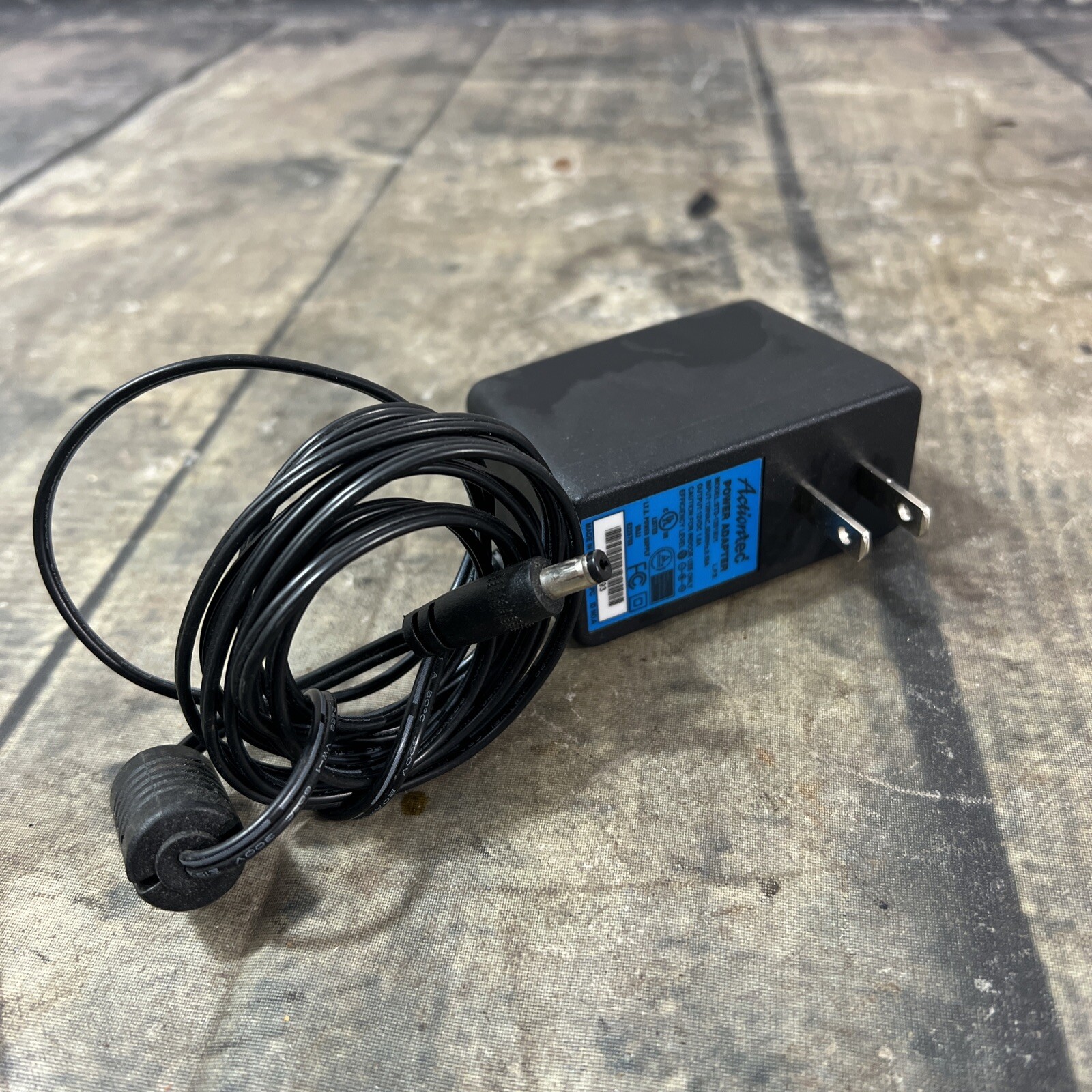 12V 2A AC Adapter Actiontec Power Supply 1.8A (2A) Charger MI424WR STD ...