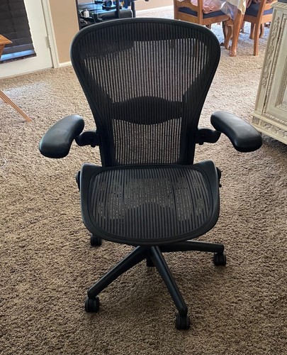 Herman Miller Aeron Remastered Chair - Size B Graphite -open box - | eBay