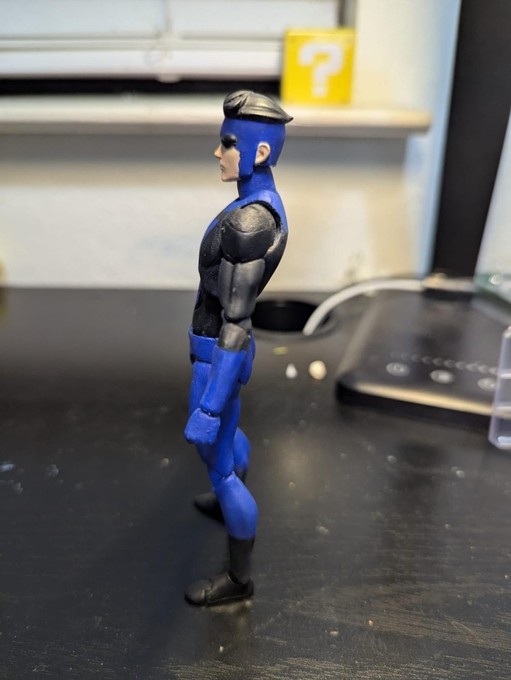 Invincible Blue Suit Custom Figure 1/12 | eBay