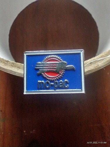 MO PAC MO-PAC Missouri Pacific Railroad Railway train Hat Pin Tie Tack ...