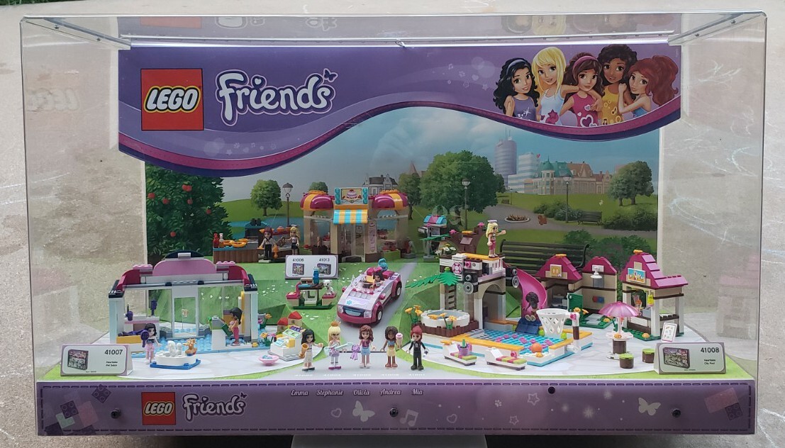 Lego Friends Store Display with 4 sets 41006, 41007, 41008, 41013 ...