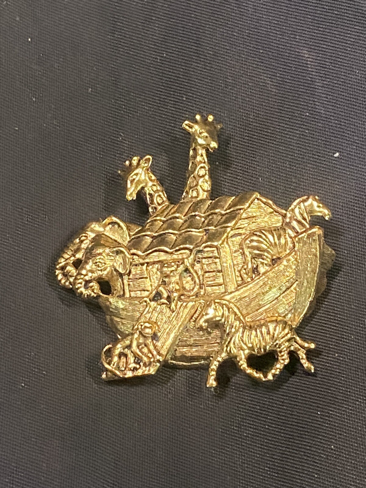 VINTAGE AVON GOLD TONE NOAHS ARCH BROOCH 1.75” SIGNED | eBay