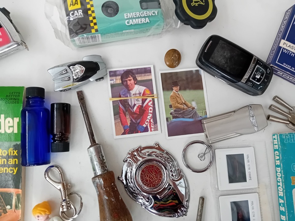 Junk Drawer Finds Random Modern 20 Plus Items Miscellaneous Job Lot Box ...