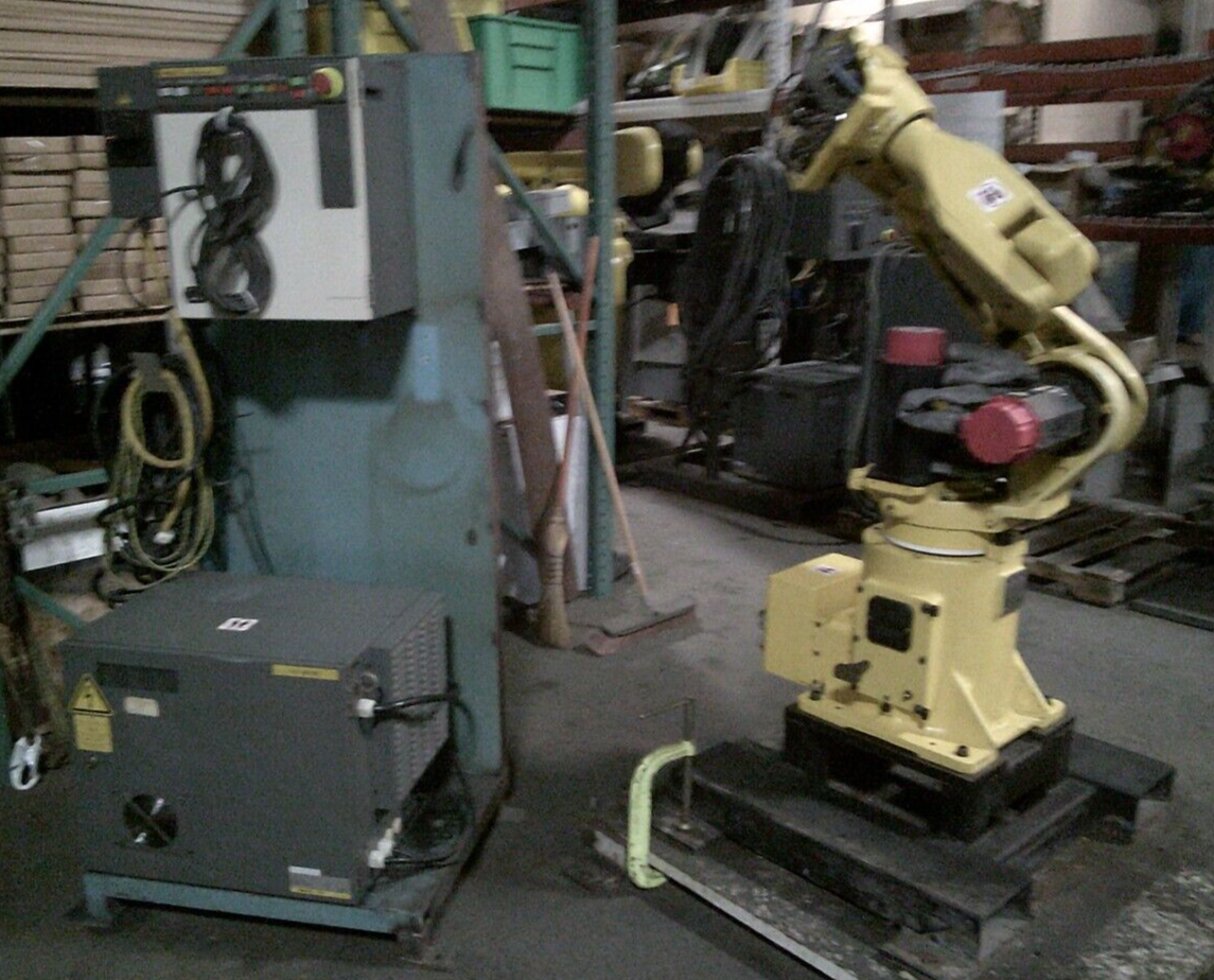 Fanuc Robot M-16i Control R-J3 No Teach Pendant 480 VAC 2000 03 Year ...