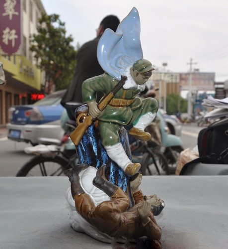 Old Chinese Cultural Revolution Wucai Porcelain Red Army Hitting ...