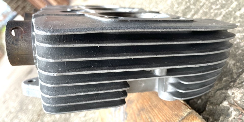 Triumph Trident T150 750 BSA A75 Rocket Triple Engine Cylinder Head 70 ...