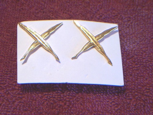 1 PR . KOREA / VIETNAM WAR ERA U.S. NAVY U.S.N. YEOMAN BRASS COLLAR ...