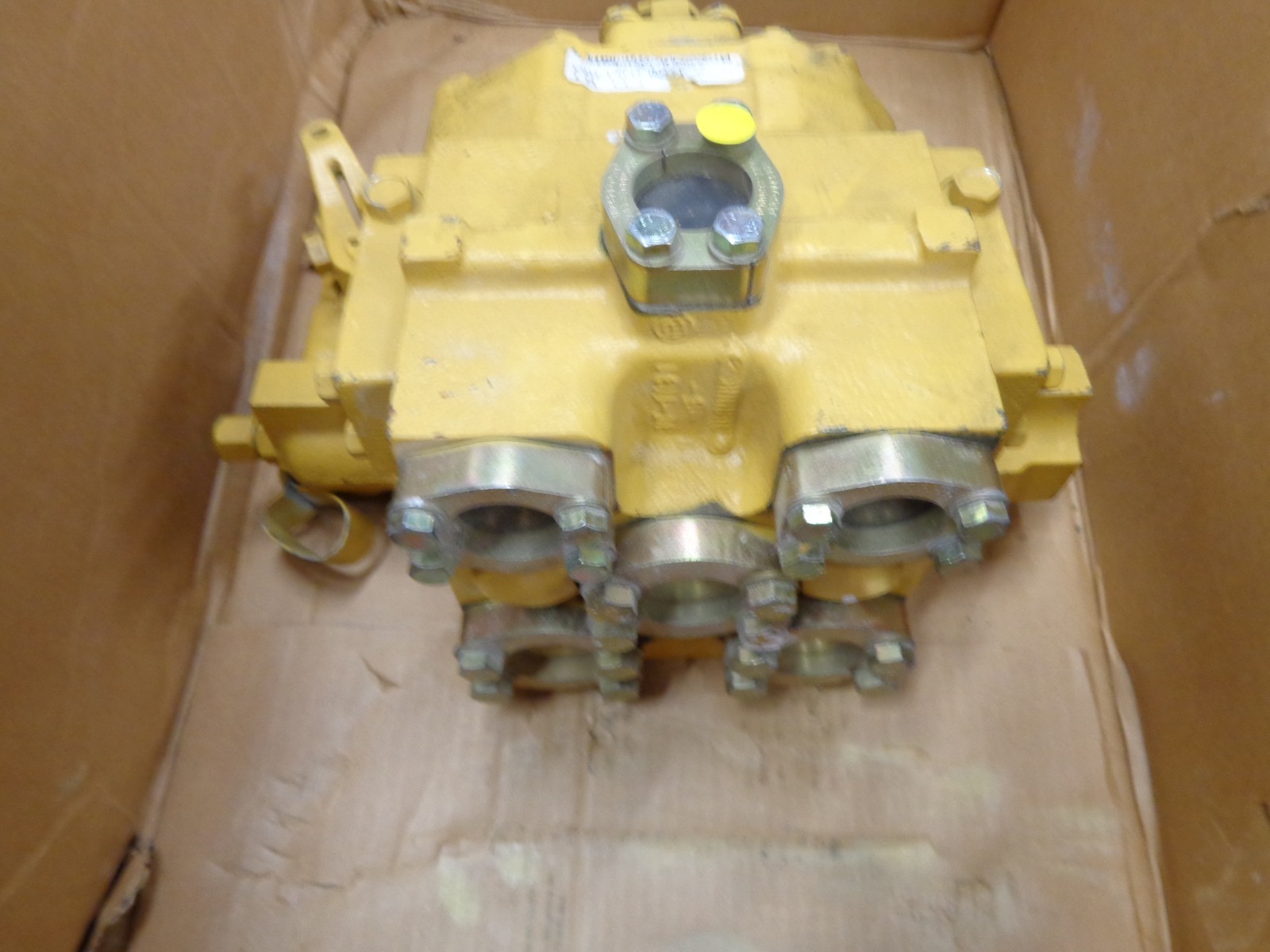 OEM Caterpillar 1U-1819 Control Valve Alt. Caterpillar 9J-7144 Cat D7G ...