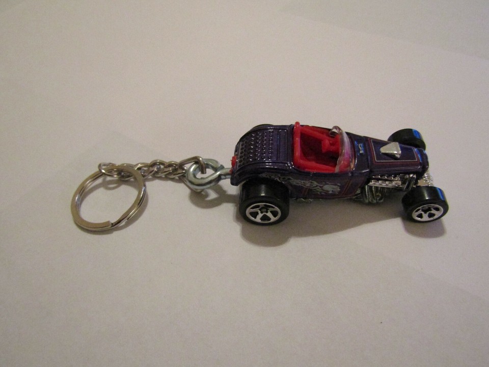 1932 FORD DEUCE ROADSTER HOT ROD DIECAST MODEL CAR KEYCHAIN KEYRING ...