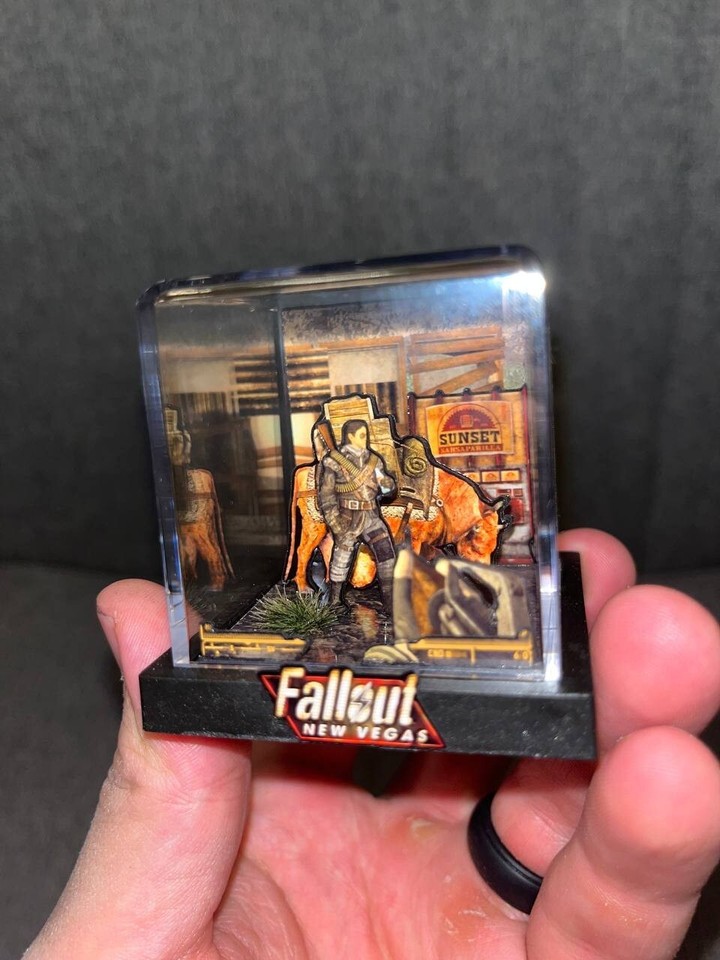 Fallout New Vegas 2" Mini Papercraft Diorama | eBay