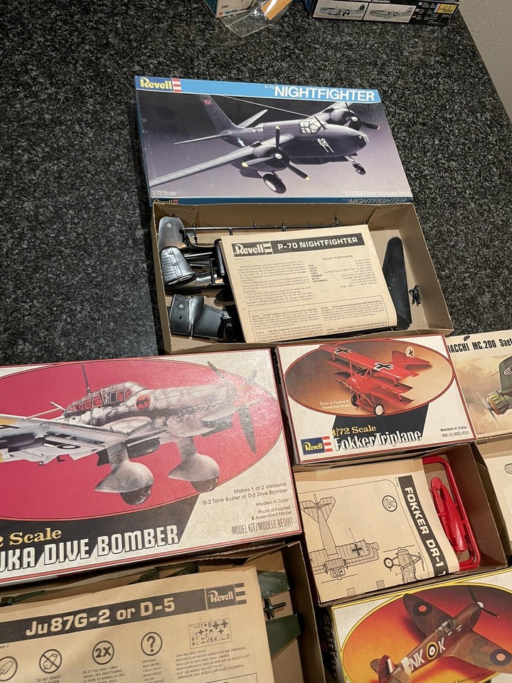 Lot Of 8 Vintage Revell WW2 Plastic Model aircraft kits 1:72 1:144 ...