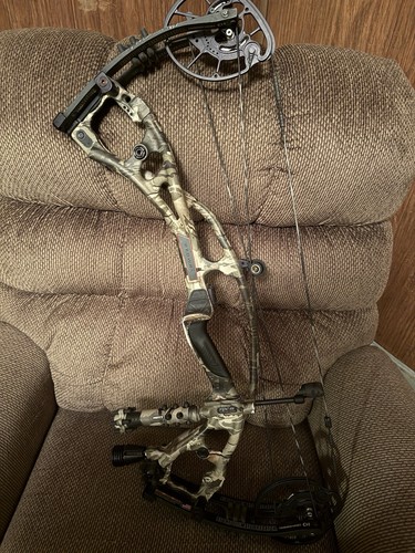 Hoyt Carbon RX5 RH 25/30in Draw 60/70lb | eBay