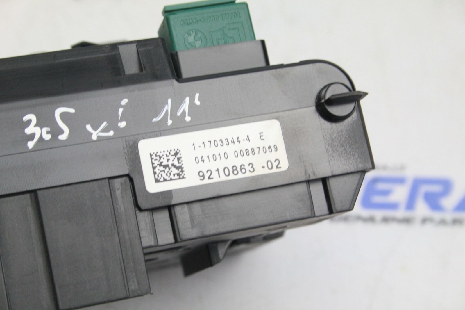 BMW F25 X3 FUSE BOX POWER DISTRIBUTION BOX FUSES 9210863 | eBay