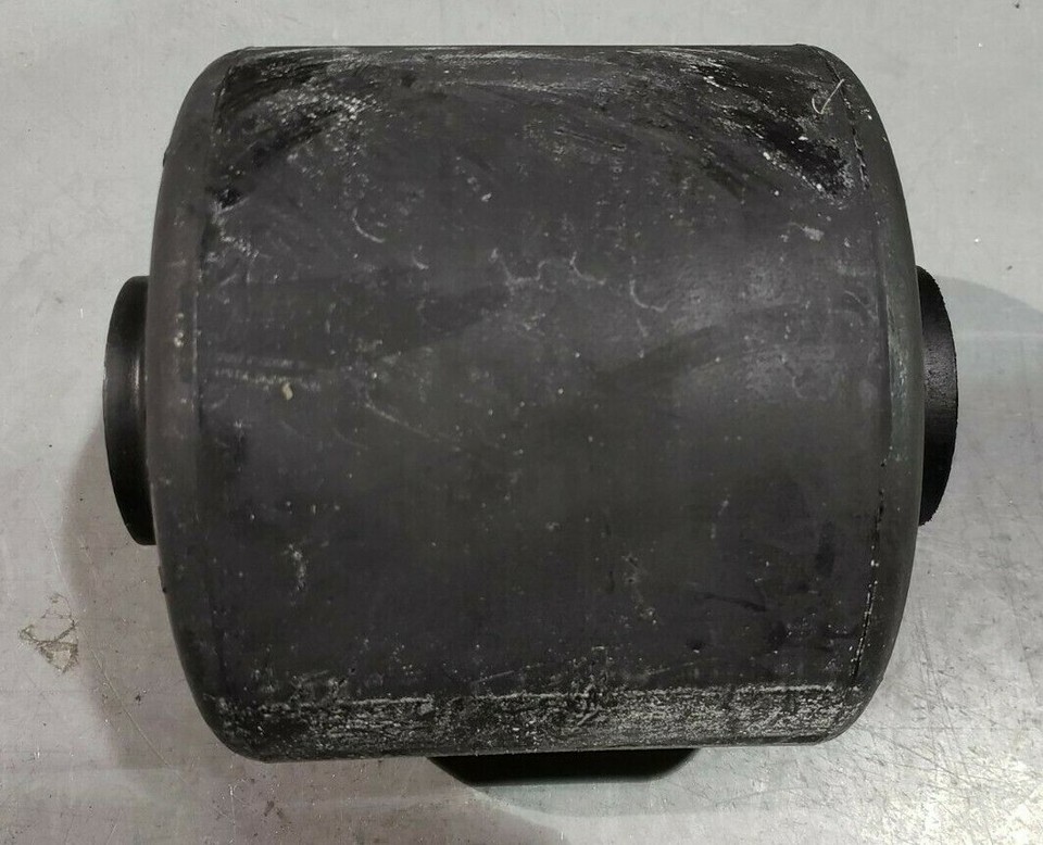 Hendrickson Turner INTRAAX QUIK-ALIGN Pivot Bushing Kit Replaces S ...