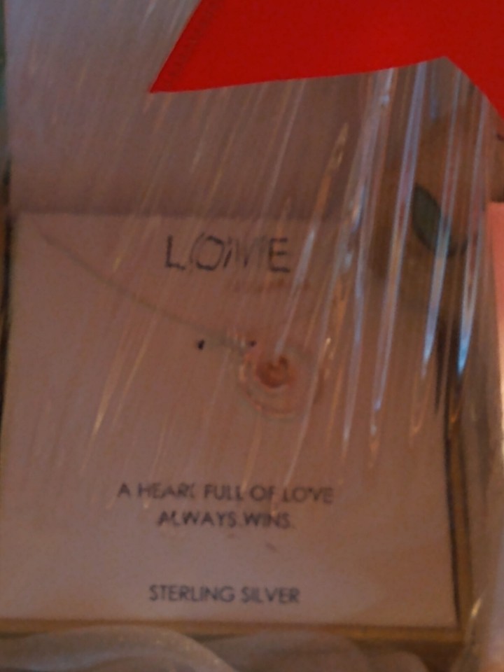 Valentine's every day with a gift basket: coach wallet, Mary Kay &bath ...