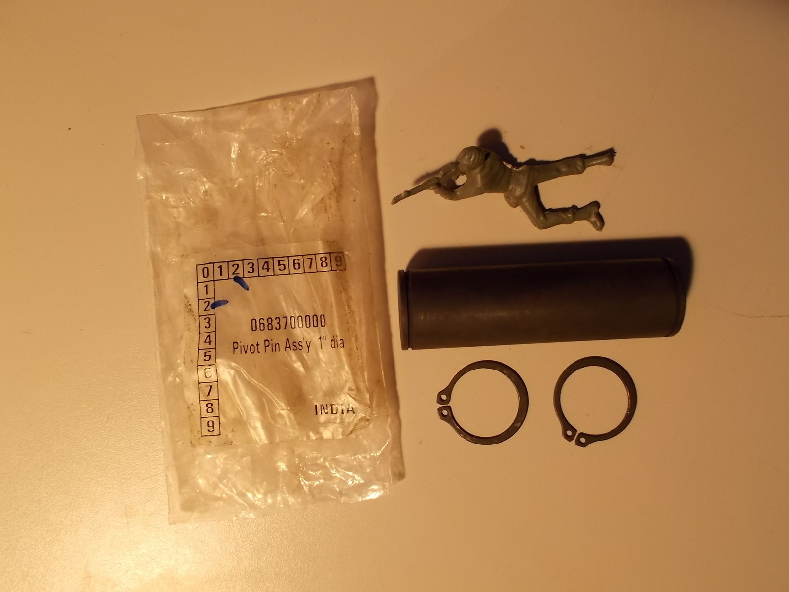 NEW Parker Pivot Pin Assembly 1" 0683700000 *FREE SHIPPING* | eBay