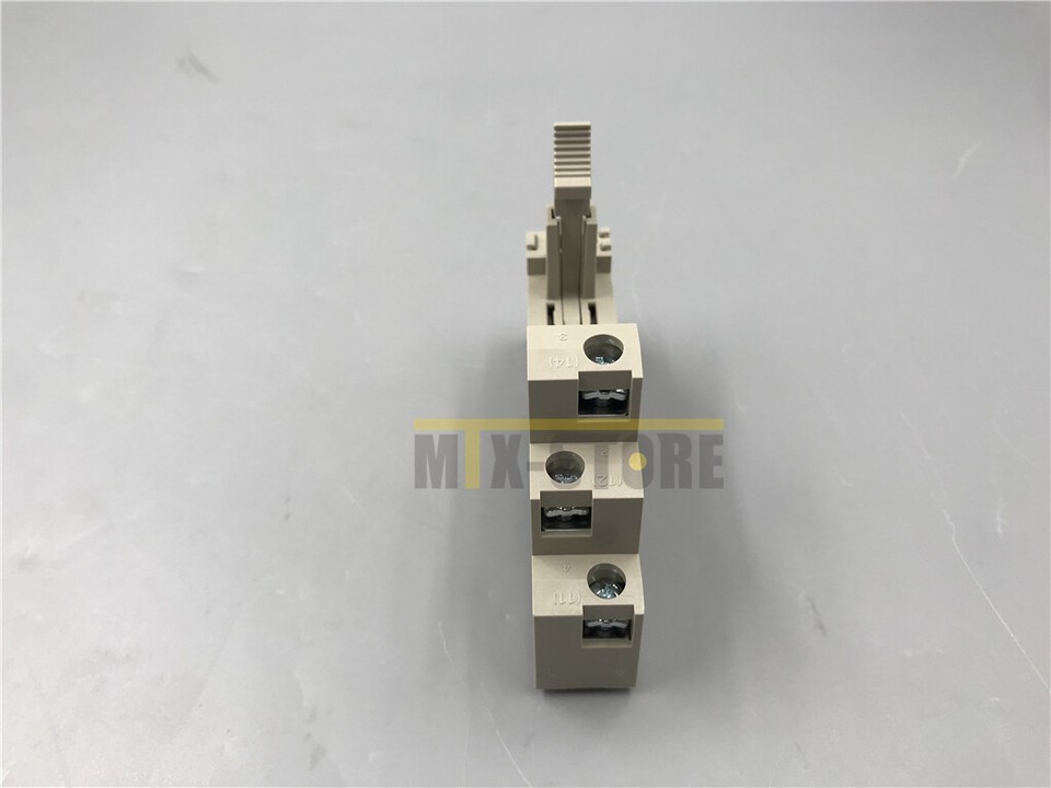 10pcs Brand New Omron P2RF-05-E Relay Socket | eBay