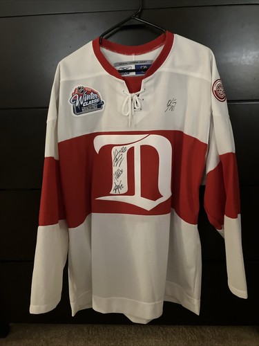 PAVEL DATSYUK Signed 2009 Winter Classic White Reebok Detroit Red Wings ...