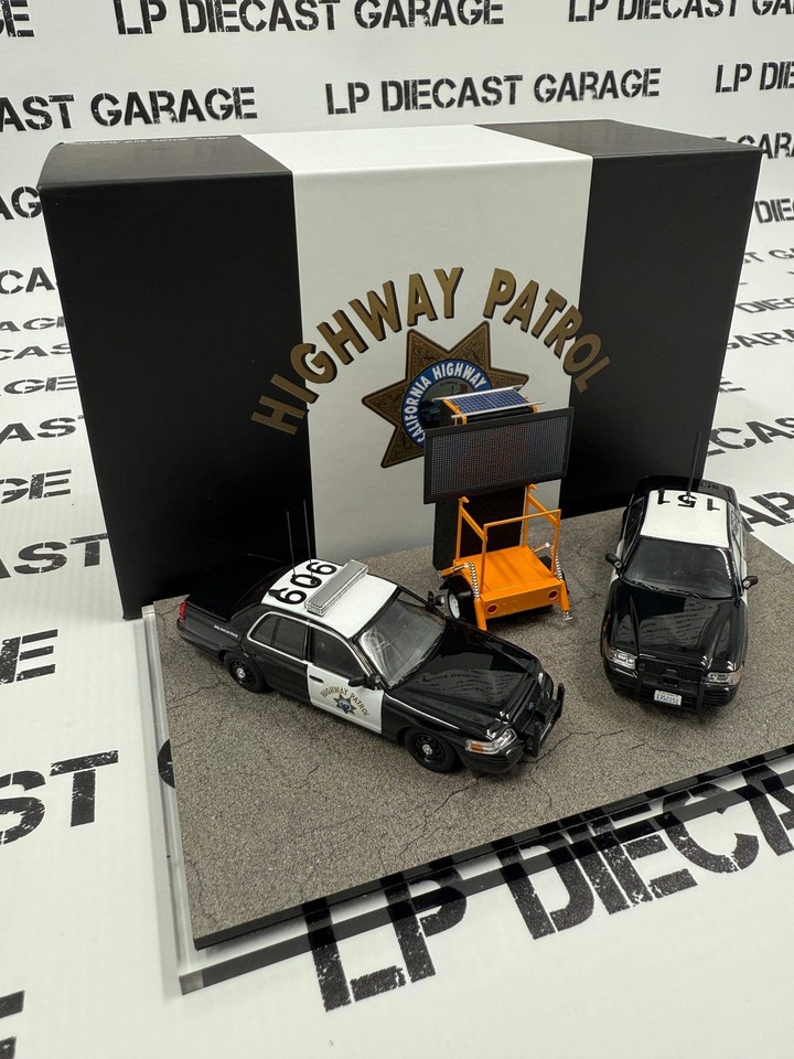 ROLLIN Ford Crown Victoria California Highway Patrol Set 1:64 Diecast ...