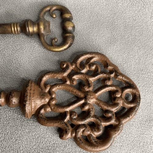 Vintage Skeleton Keys Lot of 2 Metal Heavy Gothic Looking Gate Large 11 ...