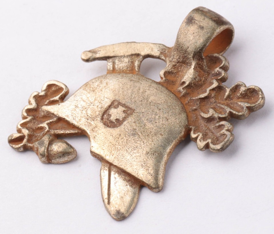 Pendant Iron Cross German WW1 wwI WW2 Germany WWII Hat Oak Sword ...